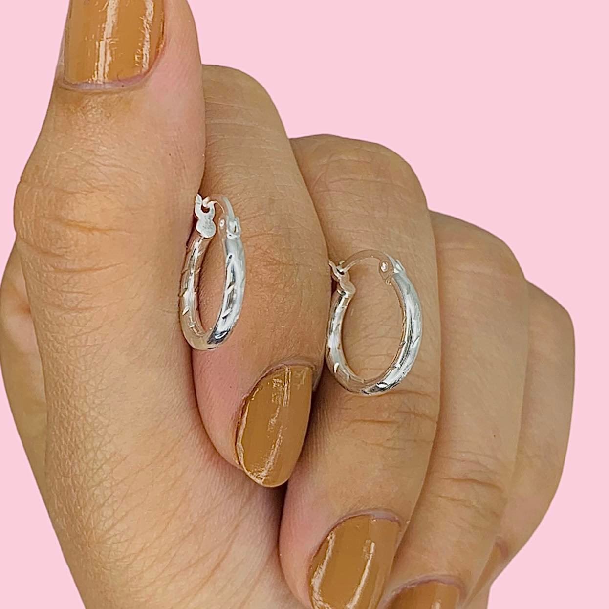 Aros Argolla facetada de Plata 925